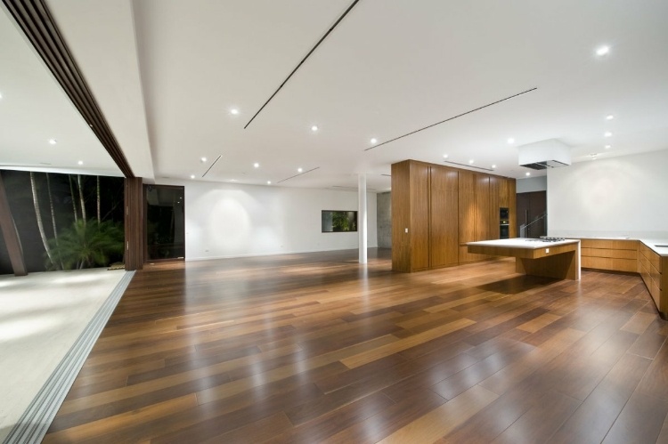Eddie Irvine Residence by Luis Bosch | HomeAdore
