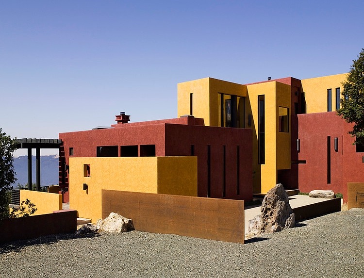 Colorful Residence by House + House Architects | HomeAdore