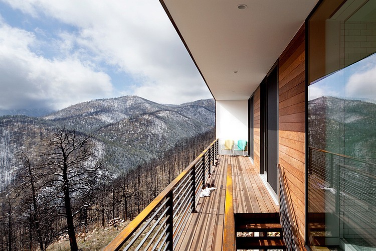 Sunshine Canyon Residence by THA Architecture | HomeAdore