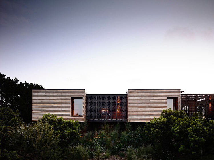 Blairgowrie House by Wolveridge Architects | HomeAdore