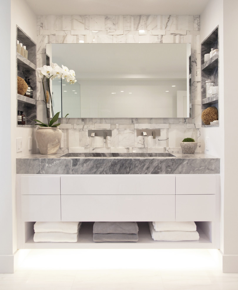 Oceanfront Home by Leo Parrella Design Group | HomeAdore