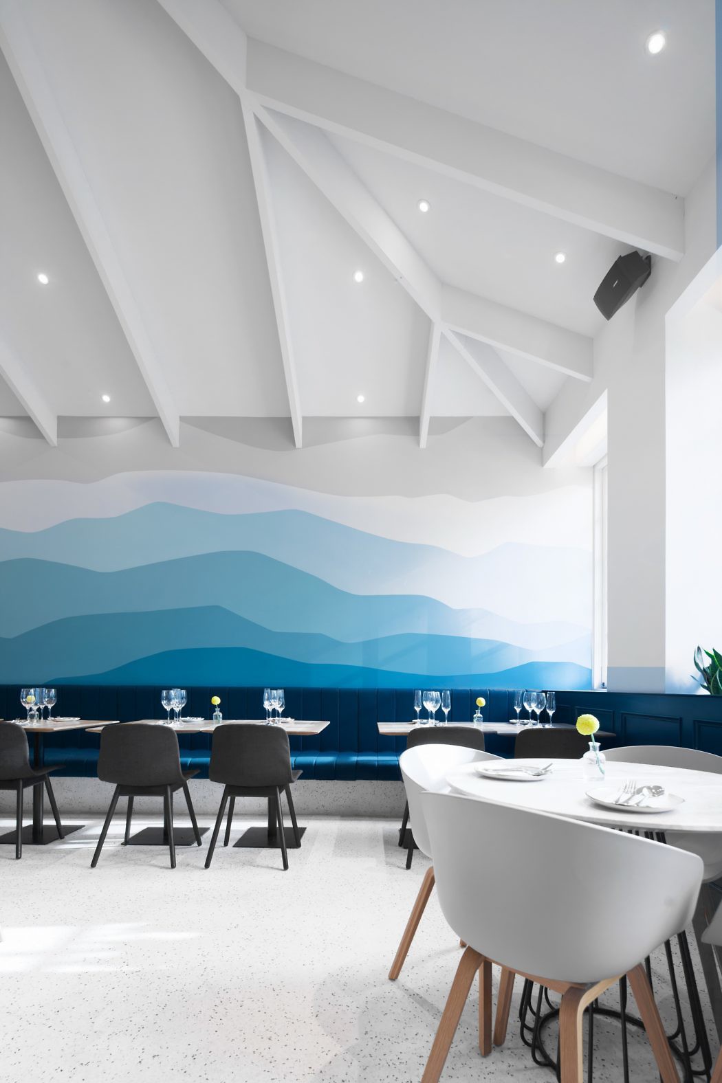 Gaga Changning Villa by Coordination Asia | HomeAdore