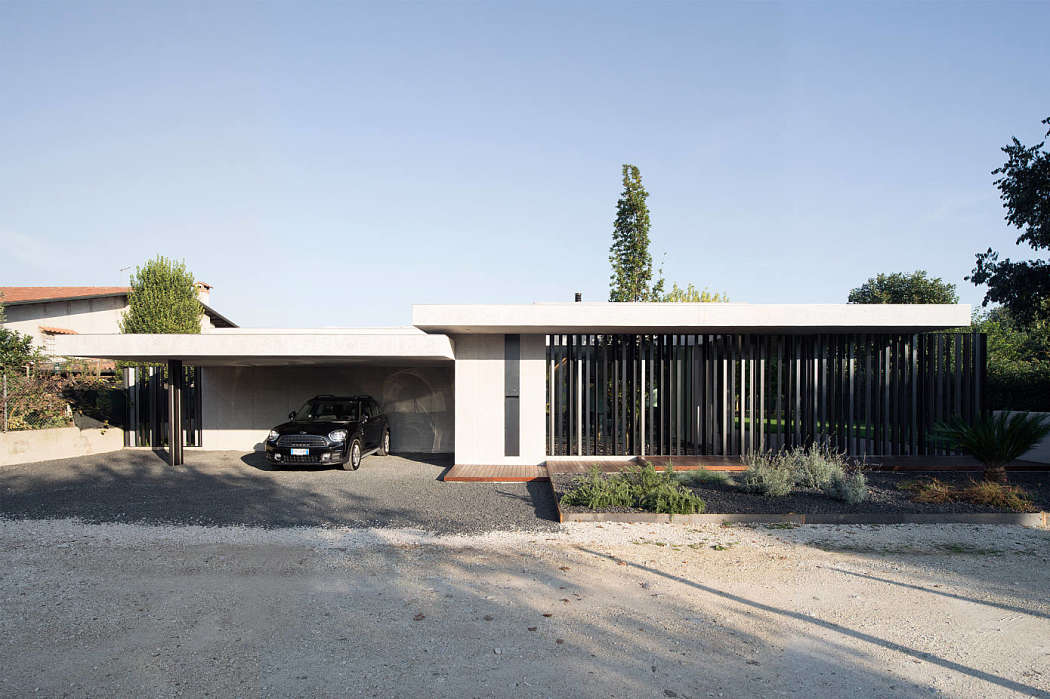 PHouse by TIXA | HomeAdore