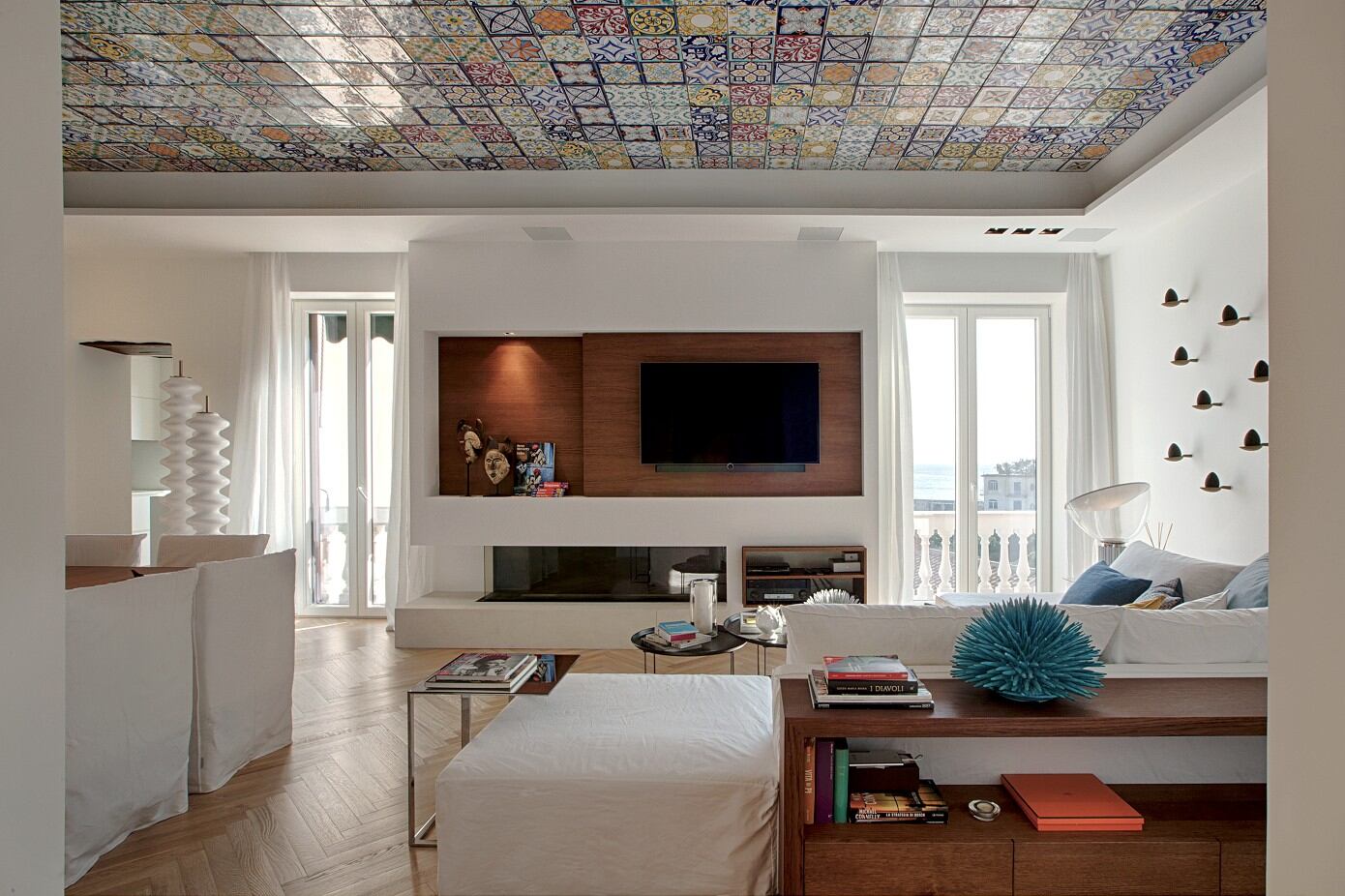 005-seafront-apartment-by-ernesto-fusco | HomeAdore