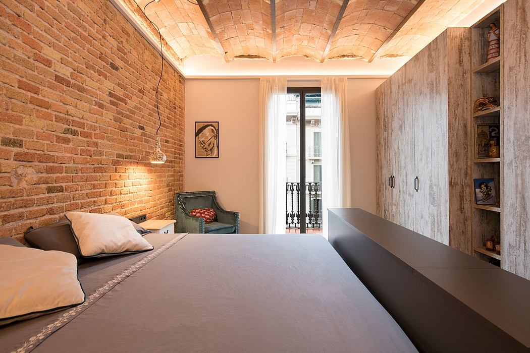 Balmes Apartment by Sincro | HomeAdore