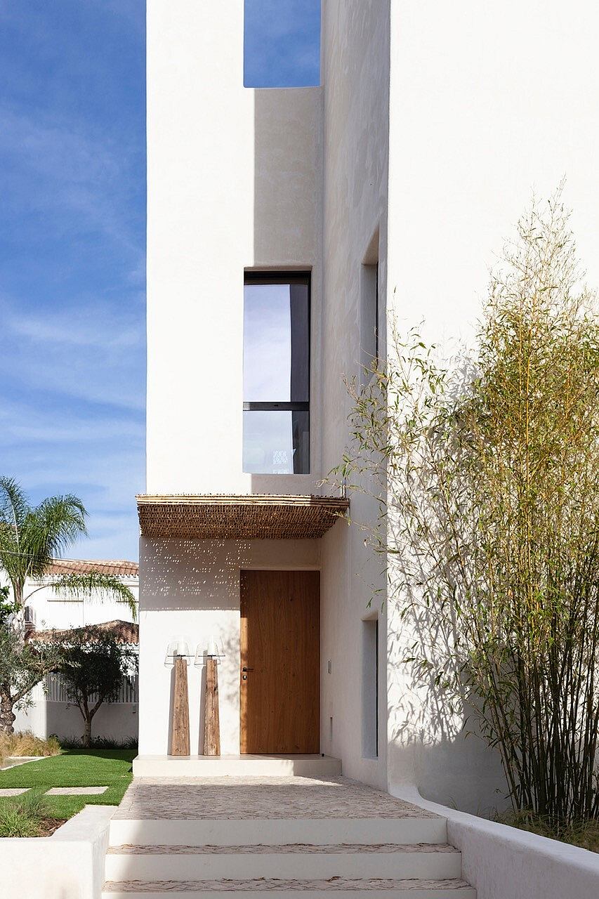 Villa Senses by Alejandro Gimenez Architects | HomeAdore