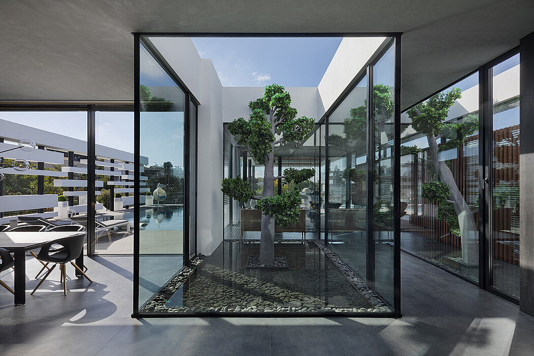 The Revealing House by Hila and Dan Israelevitz | HomeAdore