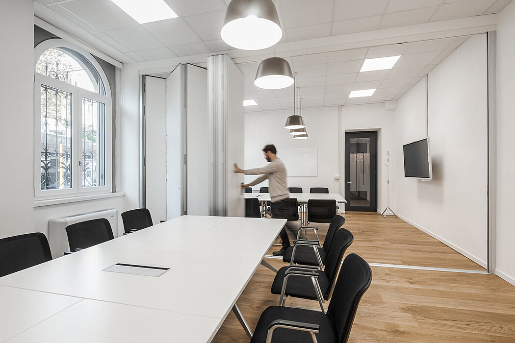 Regus HQ by Vittorio Grassi Architects | HomeAdore