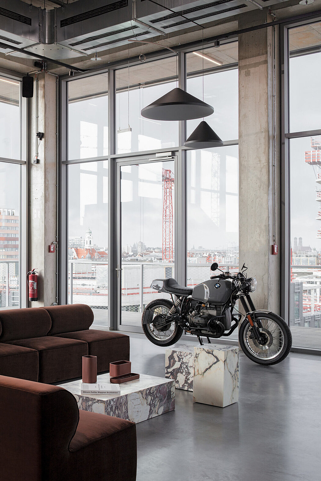 Penthouse Werk 12 by Allmannwappner | HomeAdore