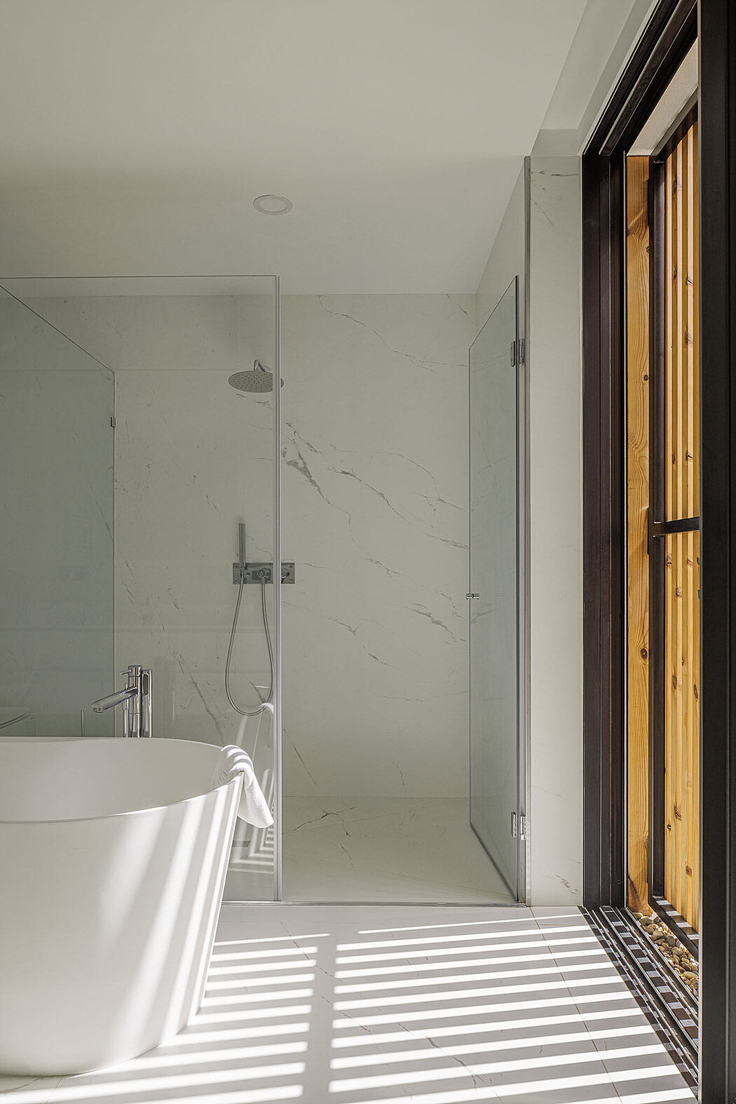 House JC by Mário Alves | HomeAdore