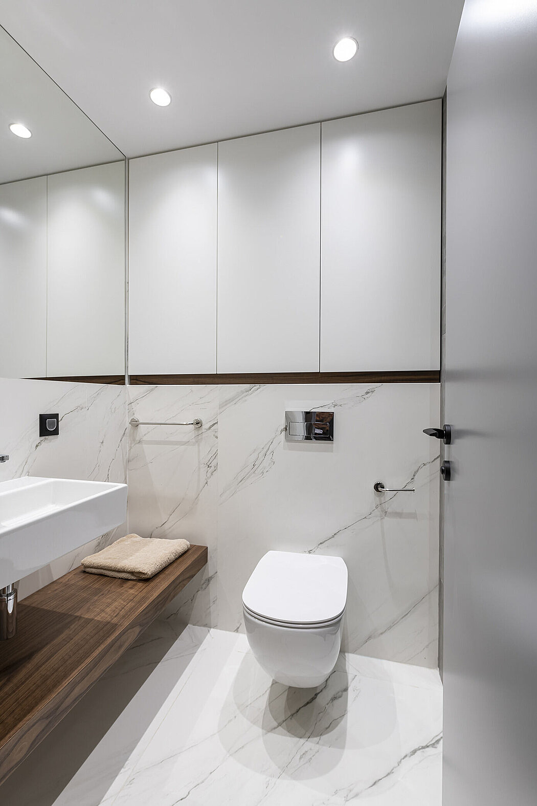 Bachelor Suite by Fimera Design Studio | HomeAdore