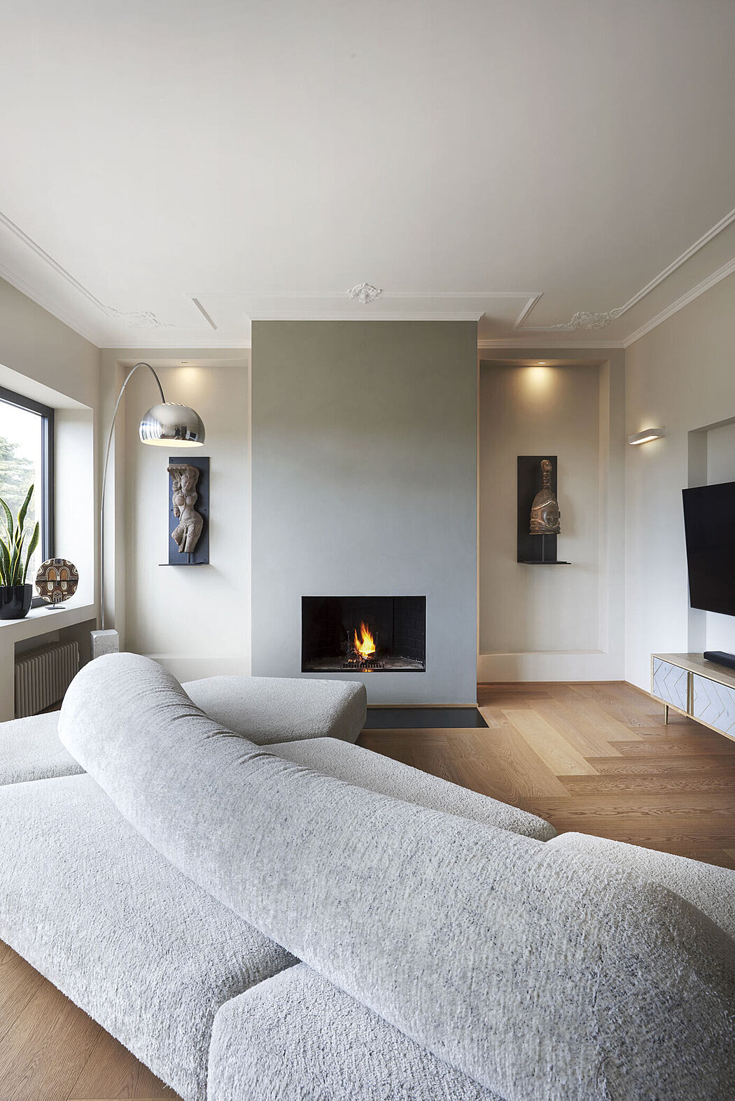 Aventino Penthouse: Enjoy Refined Style in Family Environment | HomeAdore