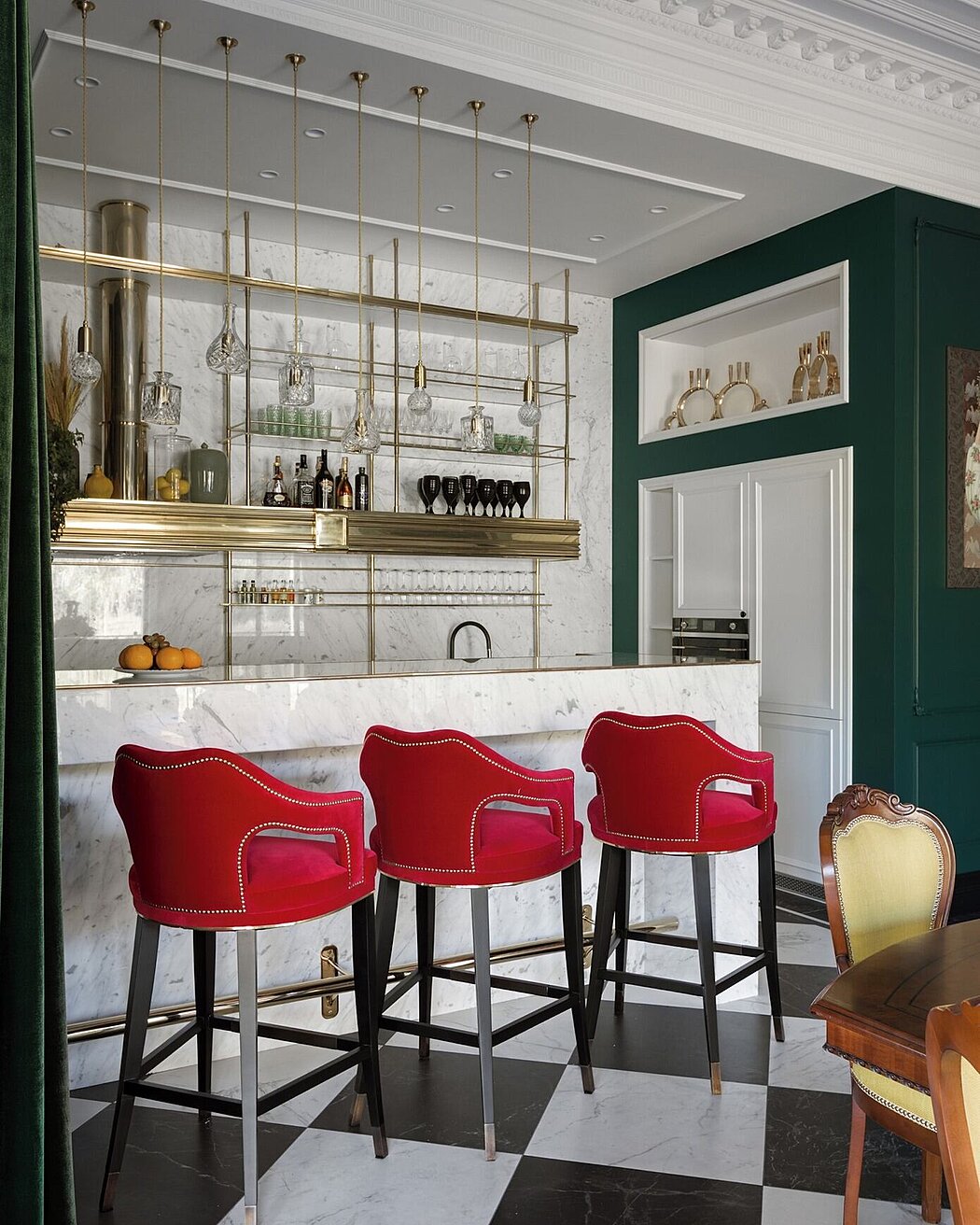 The Emerald Villa: A Unique Blend of Design Styles in Kyiv | HomeAdore