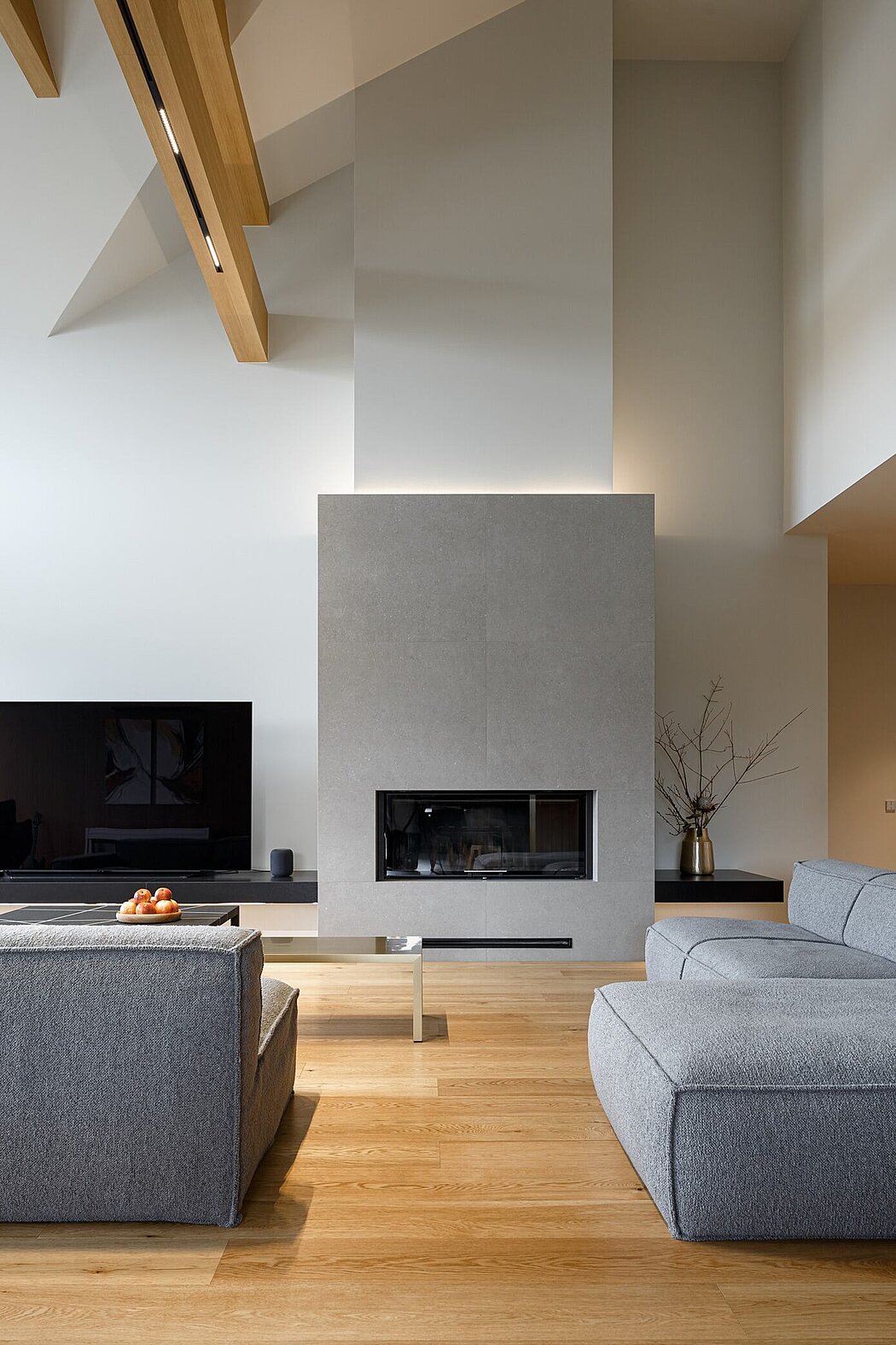 HY/13: The Stunning Minimalist House in Ivano-Frankivsk | HomeAdore