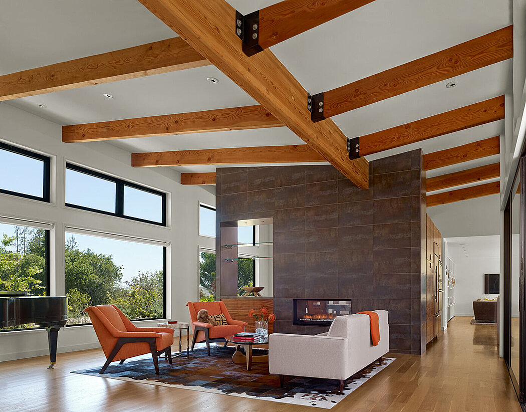 Golden Oak Residence: A Hilltop Haven by William Duff Architects ...