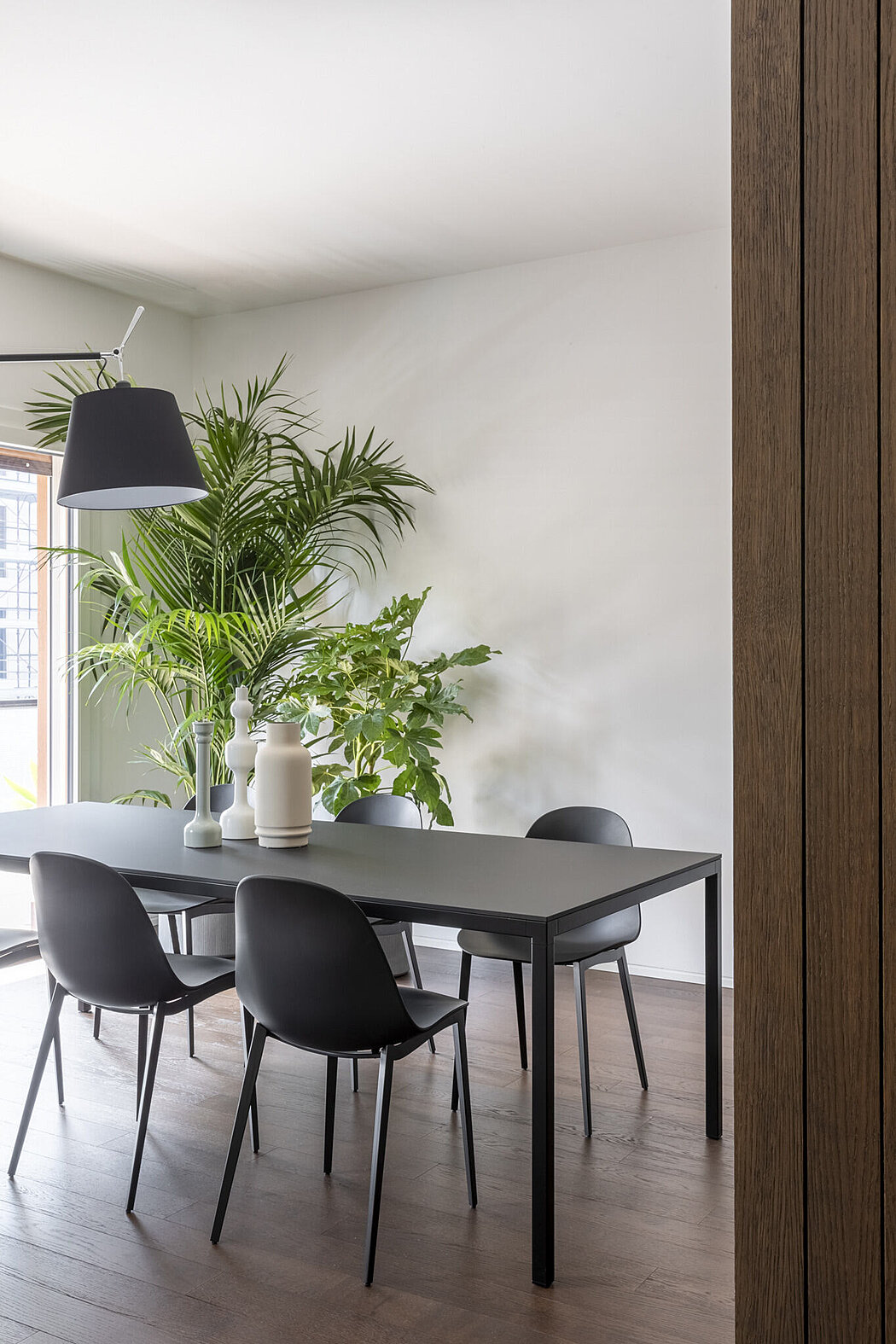 Casa #A378: The Brilliance of Chocolate Oak and Marble | HomeAdore