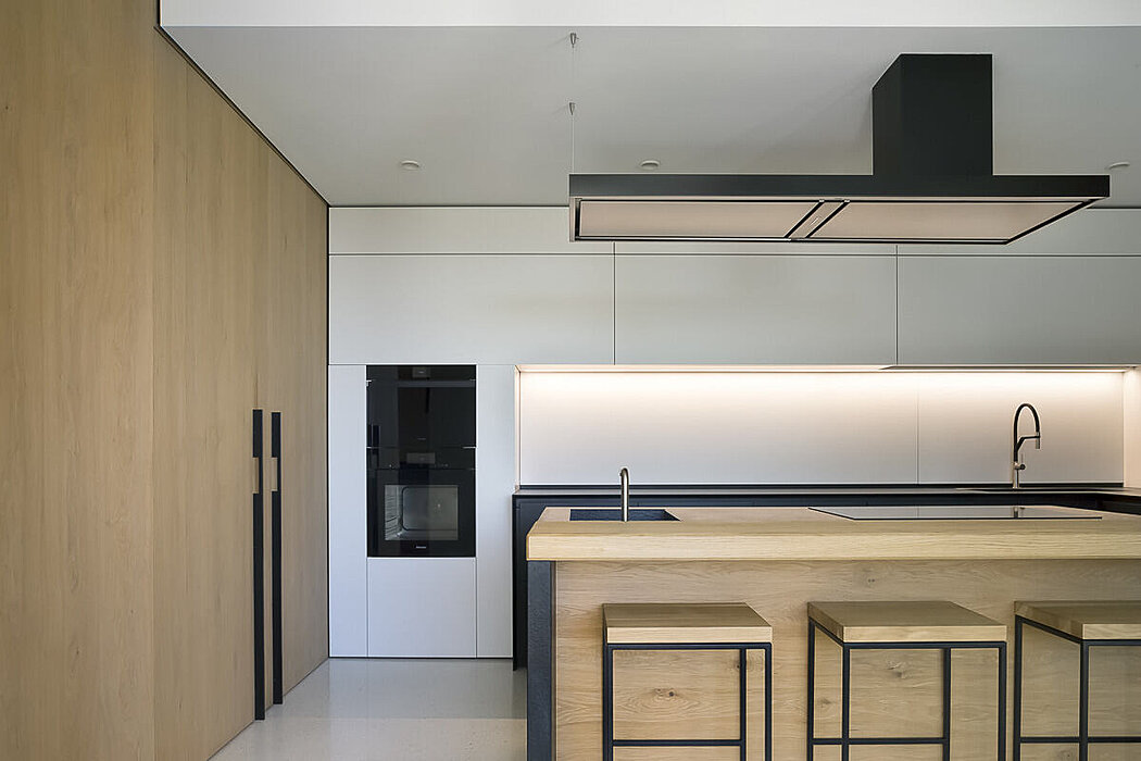 Villa Belvedere: Where Classic Italian Design Meets Modernity | HomeAdore