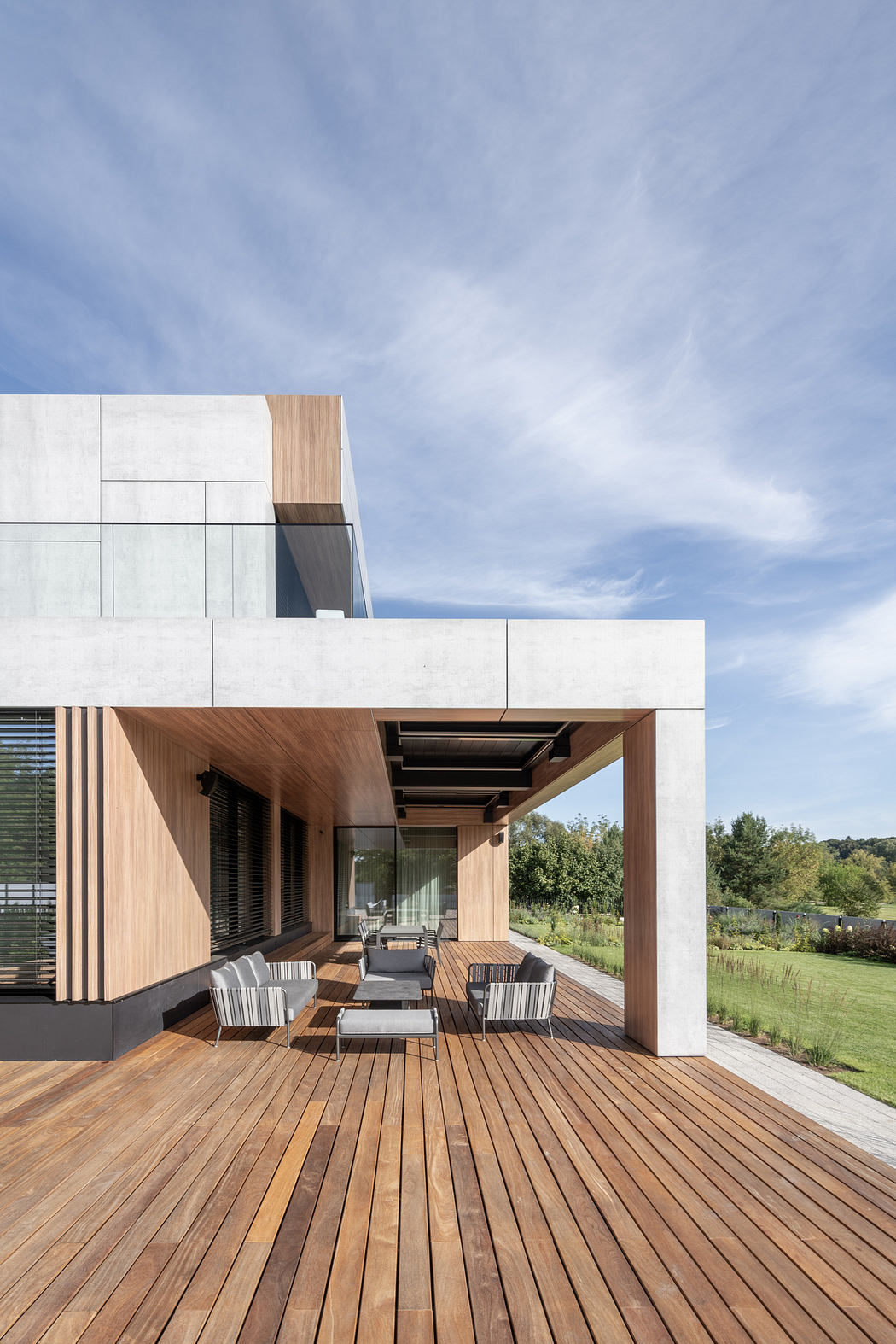 House Full House: A Modern Family’s Dream Home | HomeAdore