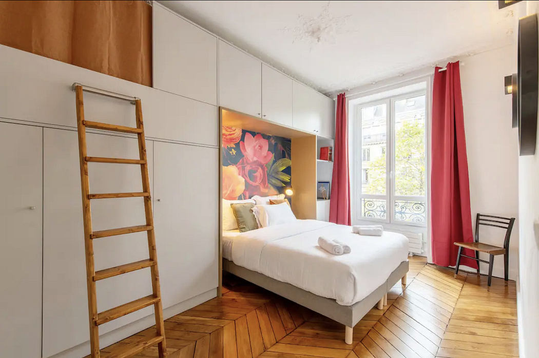 Paris Apartment: A Modern Twist on Classic Haussmann Design | HomeAdore