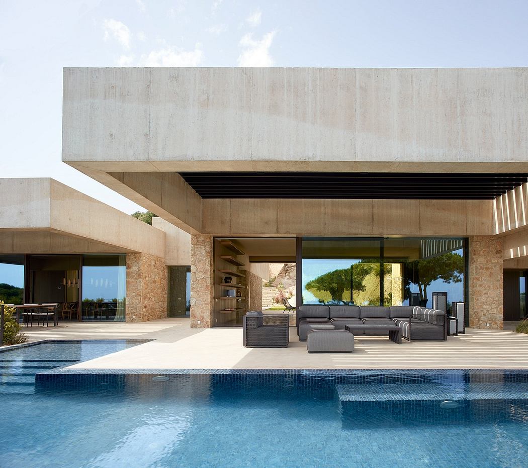 La Roca House: A Masterpiece of Modern Design in Spain