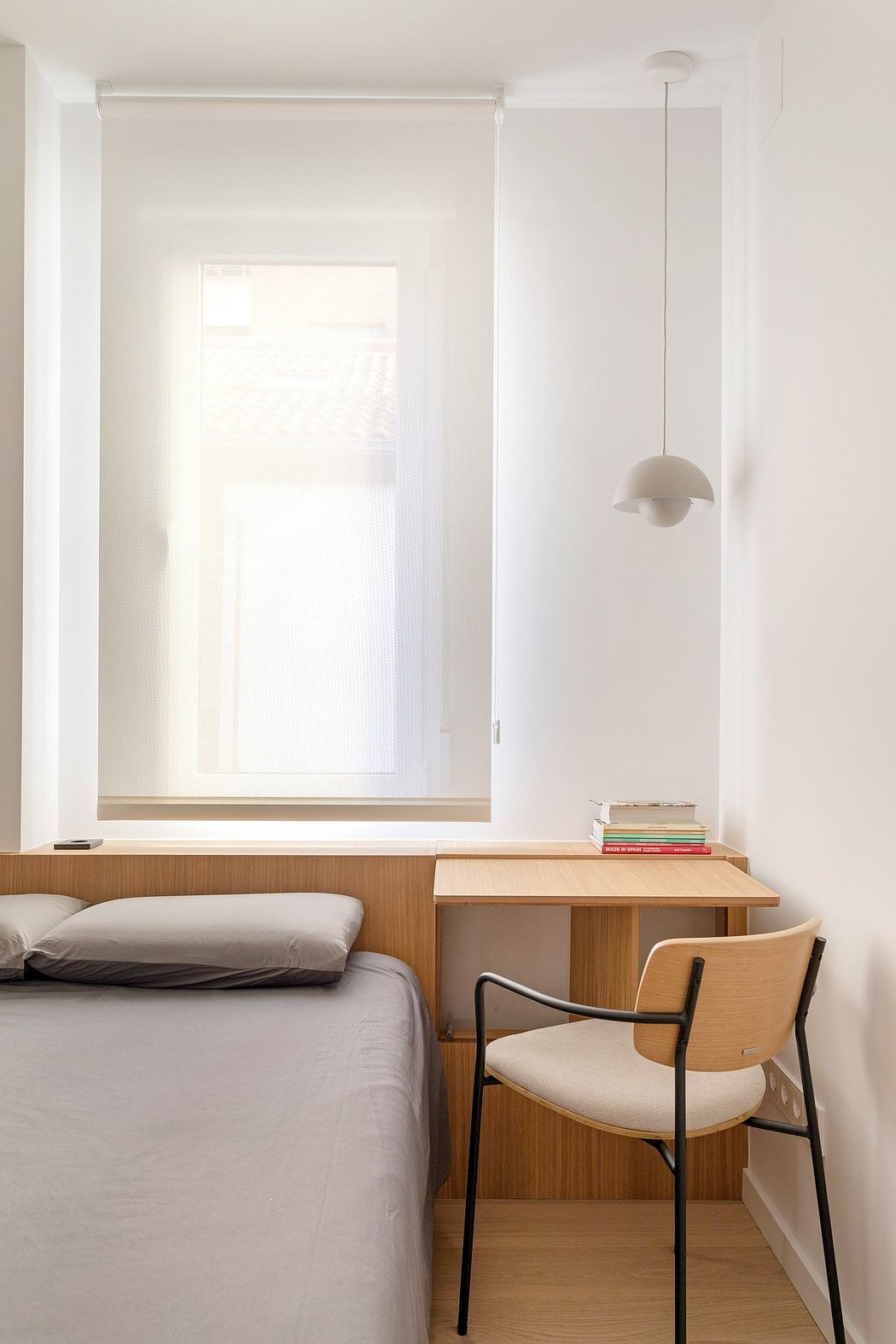 Quesada Apartment: StudioMadera's Approach to Textured, Warm Interiors