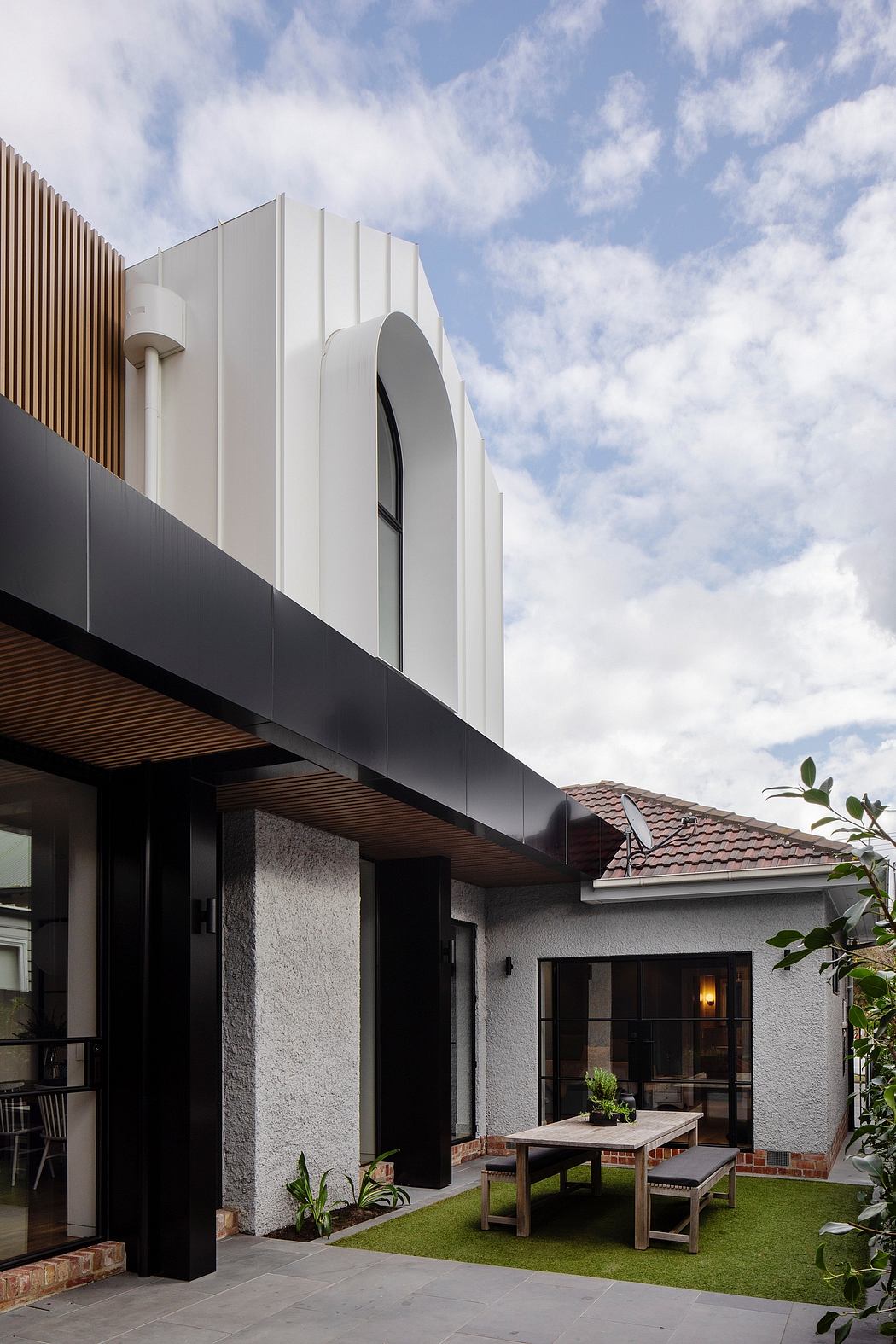 Victoria House: A Masterpiece of Renovation and Design by AD