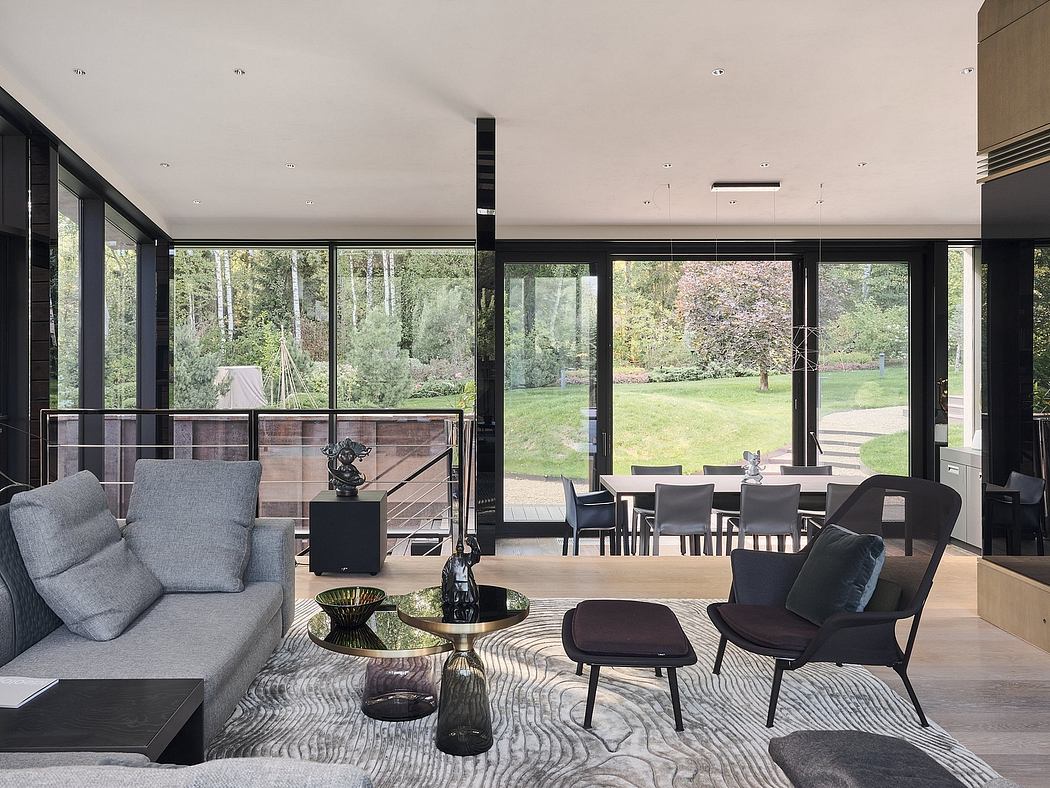 Jutaku-Inspired House: Merging Two Homes in Moscow