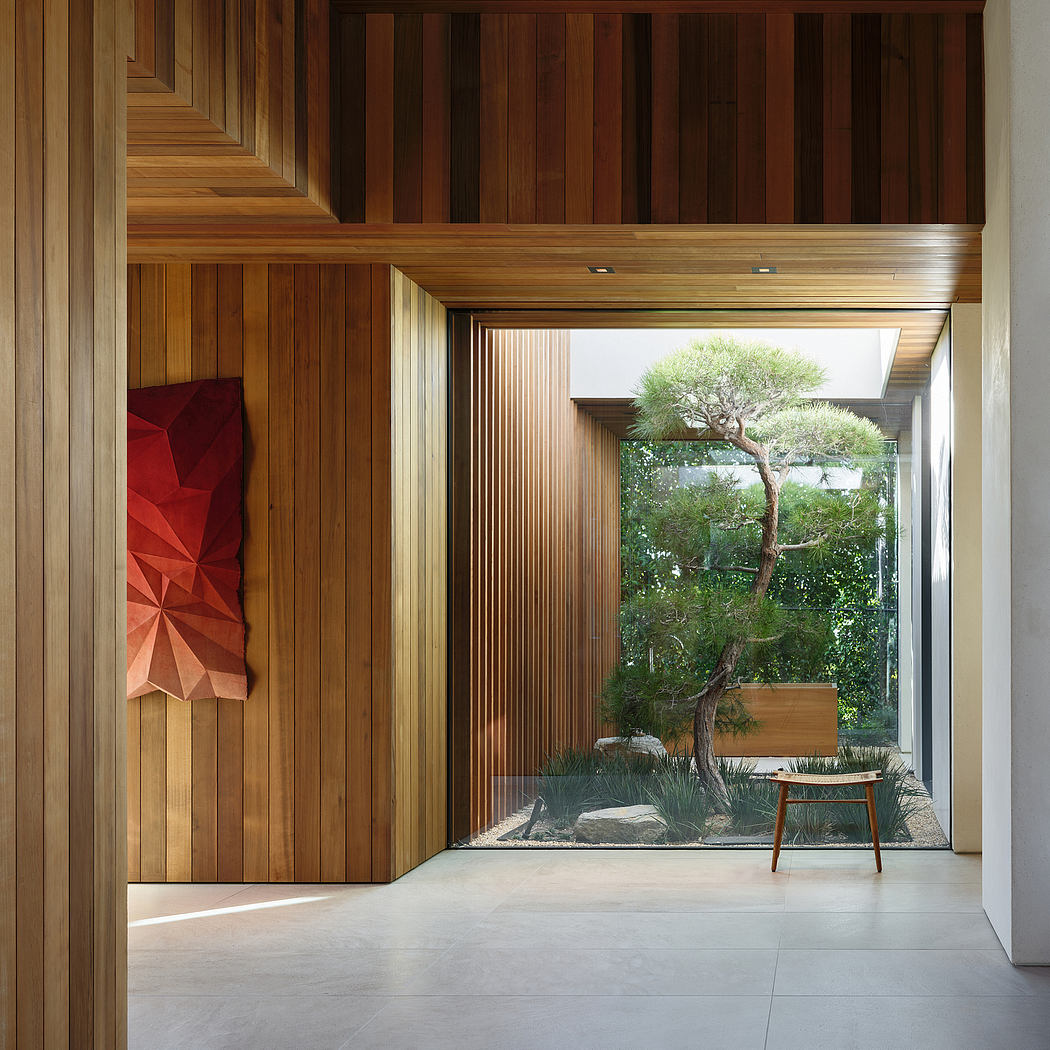 Carla Ridge Residence: Montalba Architects' Hillside Oasis