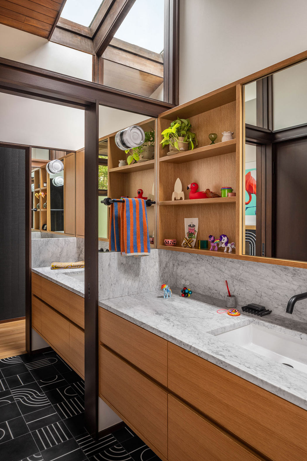 Lark House: Mid-Century Home Meets Contemporary Style