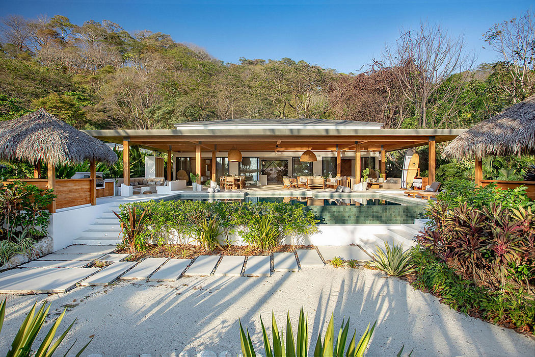 Pasha: Sustainable Luxury on Costa Rica's Pristine Coast