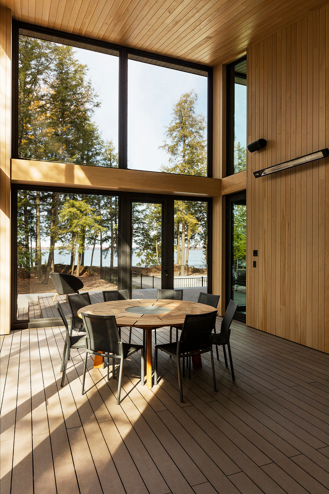 House on the Point: Stunning Canadian Waterfront Residence