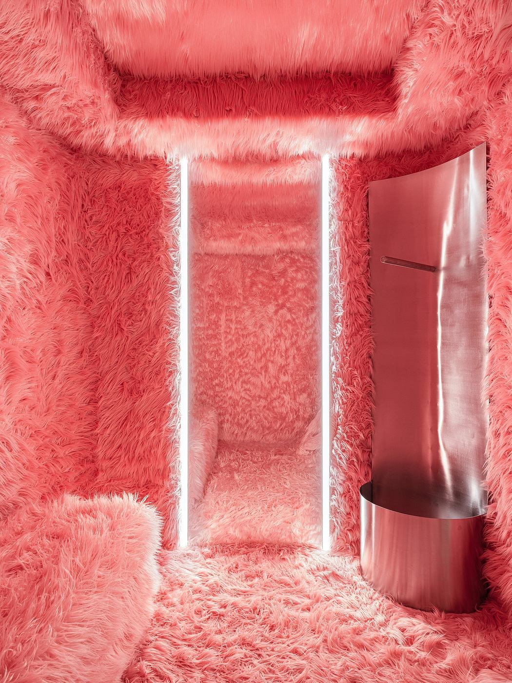 A Quick Buck: Innovative Showroom Design Meets the Metaverse