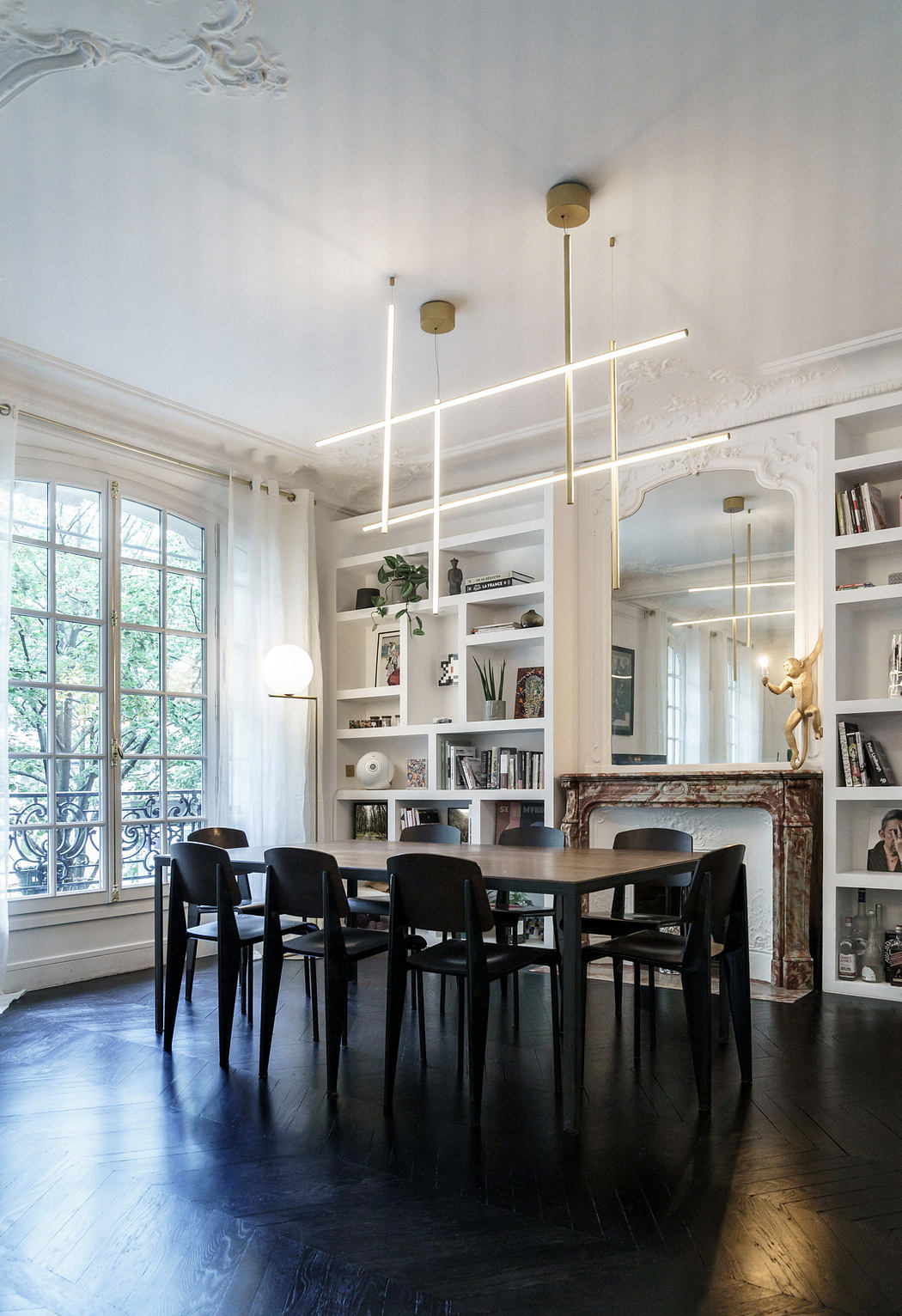Parisian Elegance: Art-Filled Luxury in Paris | HomeAdore