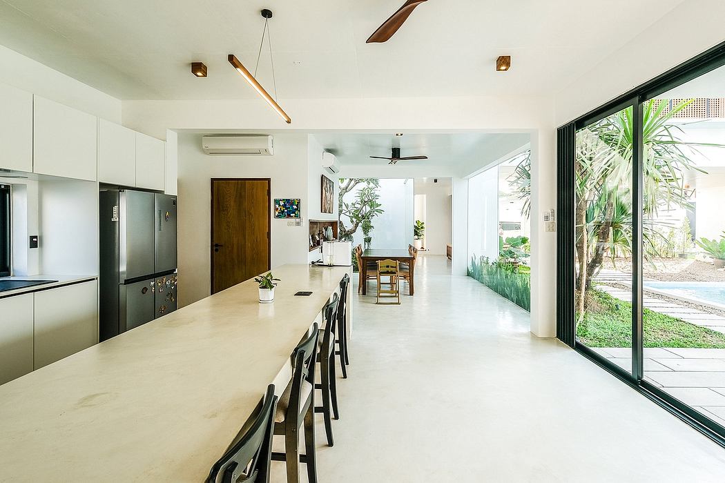 Nalee Villa: Family-Focused Design with Central Pool