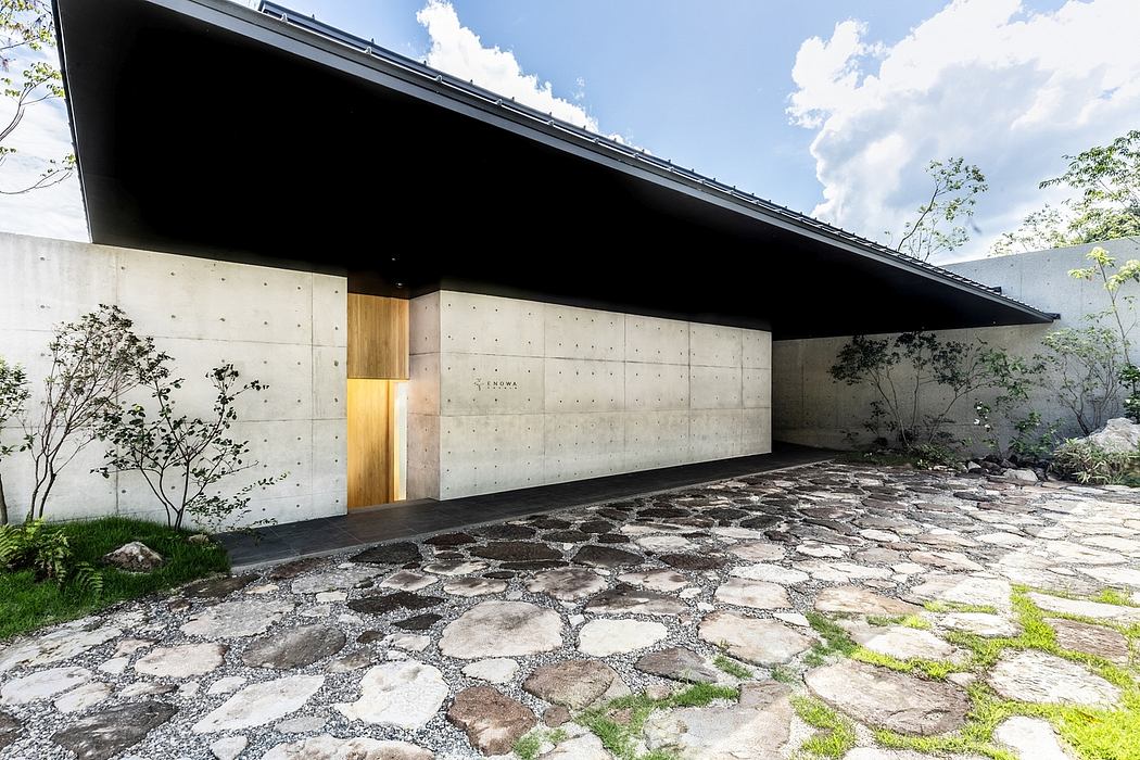 Enowa Yufuin: Elevated Botanical Retreat in Oita Prefecture